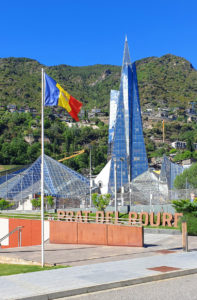 Andorra la Vella: Hauptstadt von Andorra + Sehenswürdigkeiten & Tipps